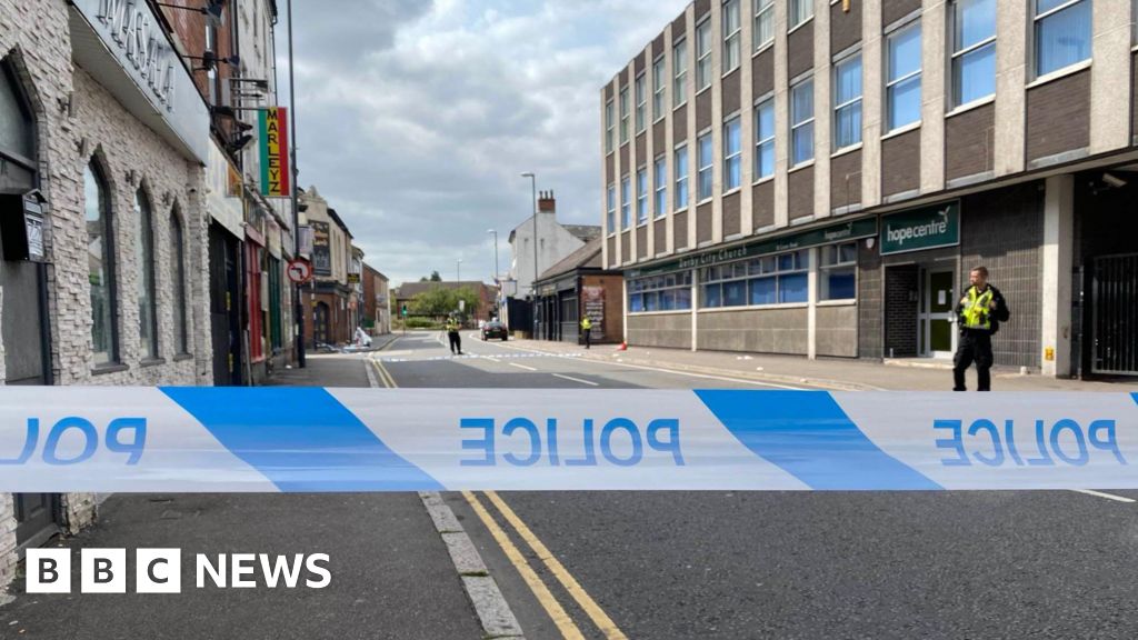 Attempted murder arrest after double stabbing in Derby