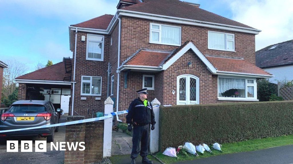 Sheffield: Double murder inquest to examine care before deaths - BBC News