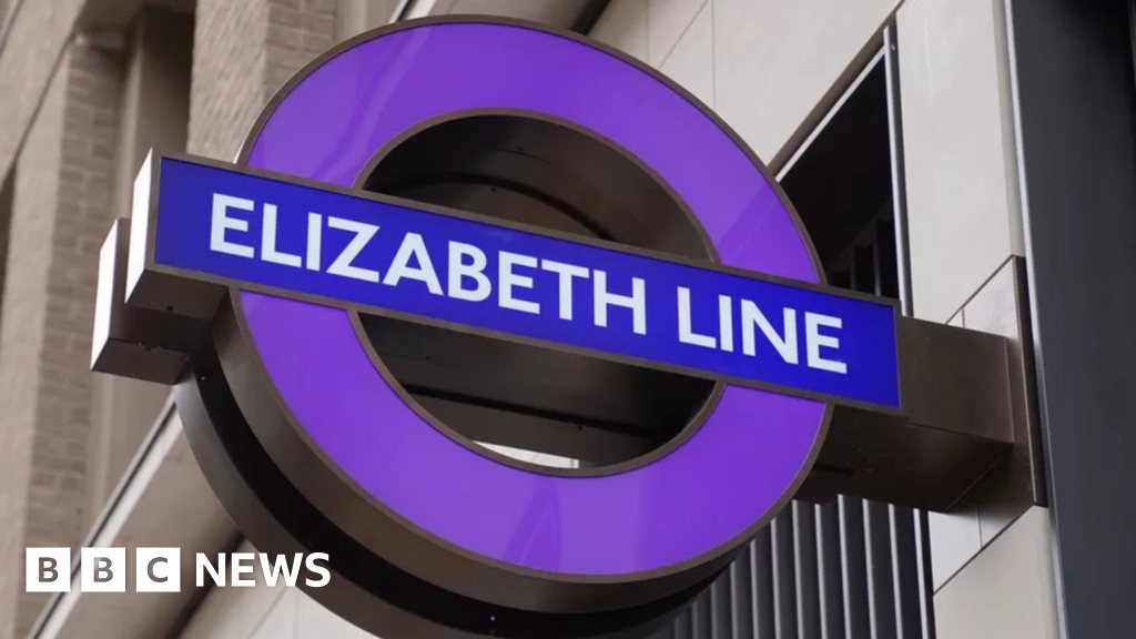 Elizabeth line staff secure 4.5% pay boost