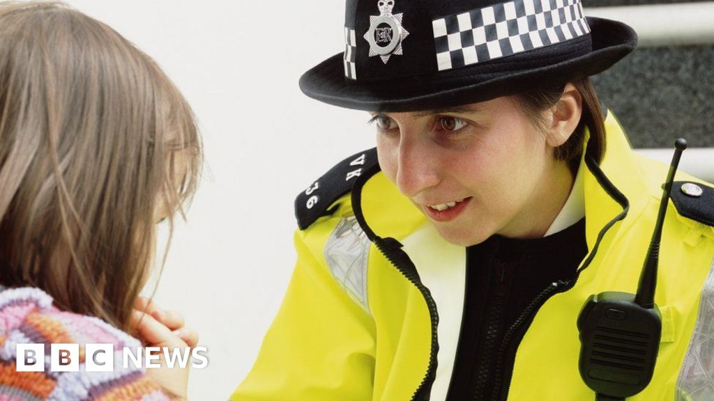 Police school visits continue in Wales after funding axed - BBC News