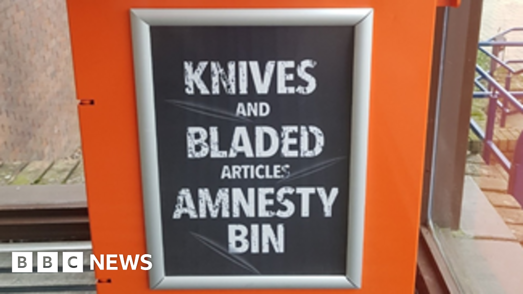 Thames Valley: Nearly 400 knives surrendered in week-long amnesty - BBC ...