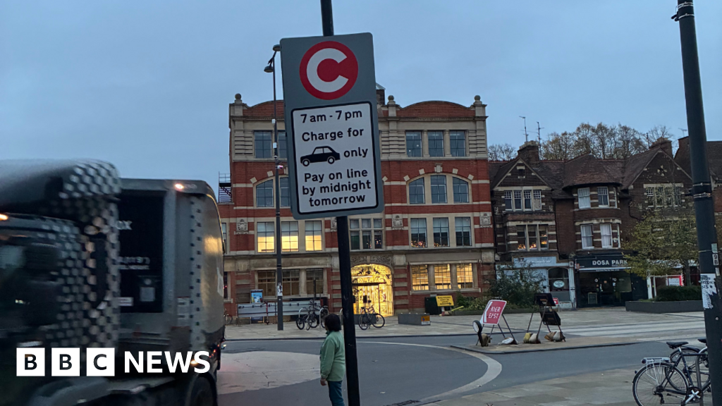 New Oxford congestion charge signs to be amended after error