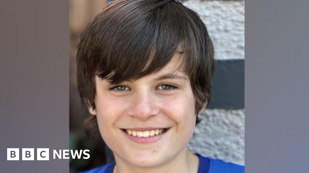 Crosby Beach: Calls for more safety measures where boy went missing