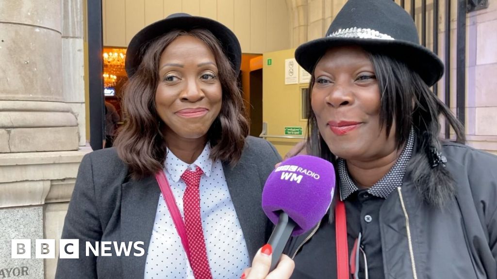 Special night in Digbeth celebrates 45 years of 2 Tone - BBC News