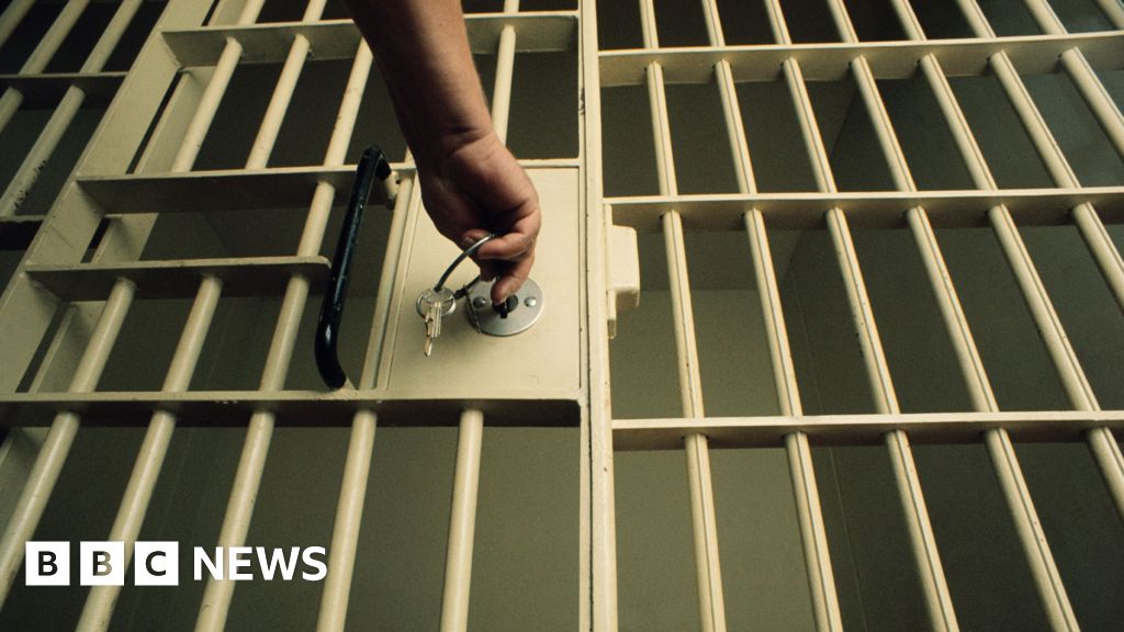 'Significant increase' in inmates sees rise in cell sharing in NI prisons