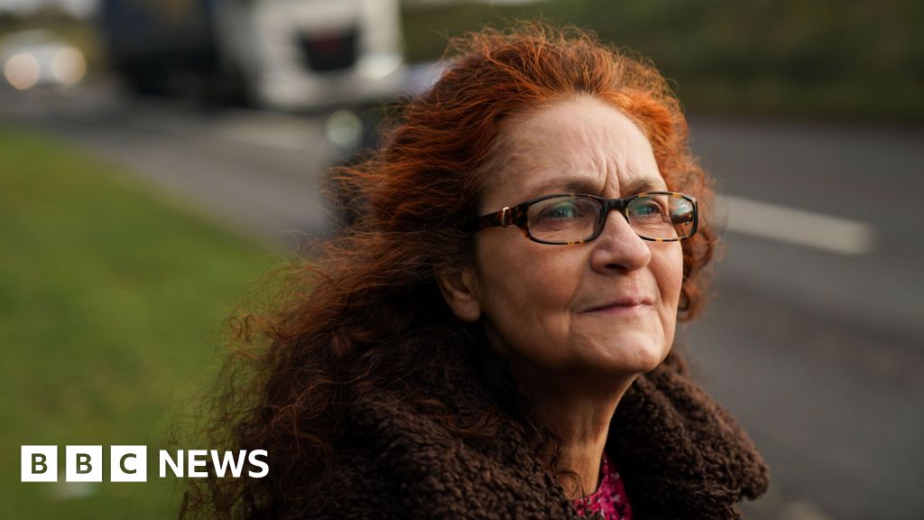 FBI contacts US suspect who left UK after crash which injured nurse