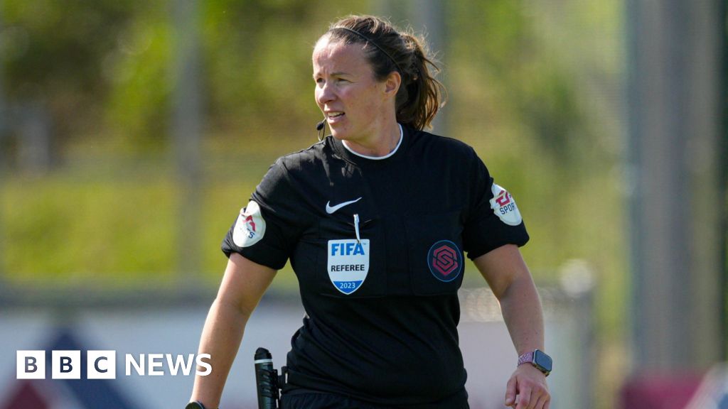 Somerset referee wants more full time officials in women's game - BBC News
