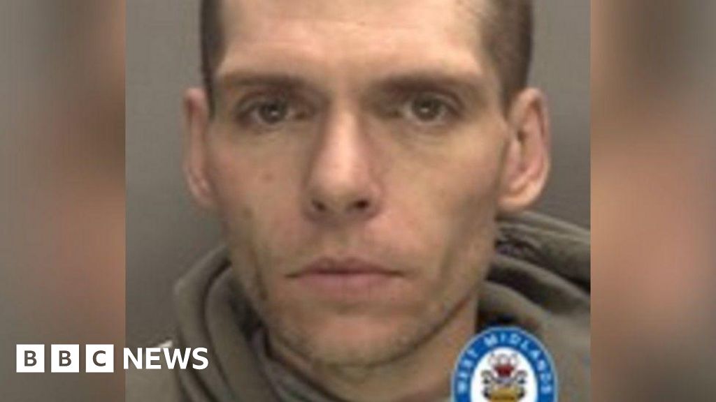 Wolverhampton man jailed for string of shop thefts
