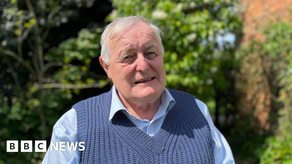 I "felt bullied" by Lincolnshire LIVES CEO - former trustee - BBC News