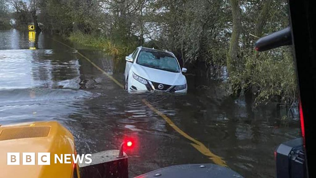 Car Flooded People