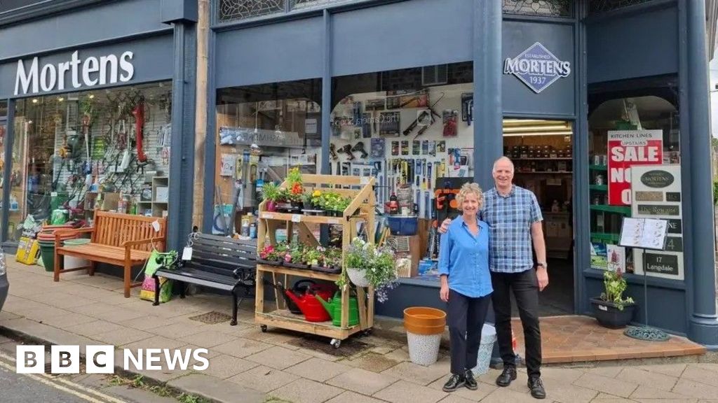 Mortens of Ilkley to close after 87 years in 'shock' news - BBC News