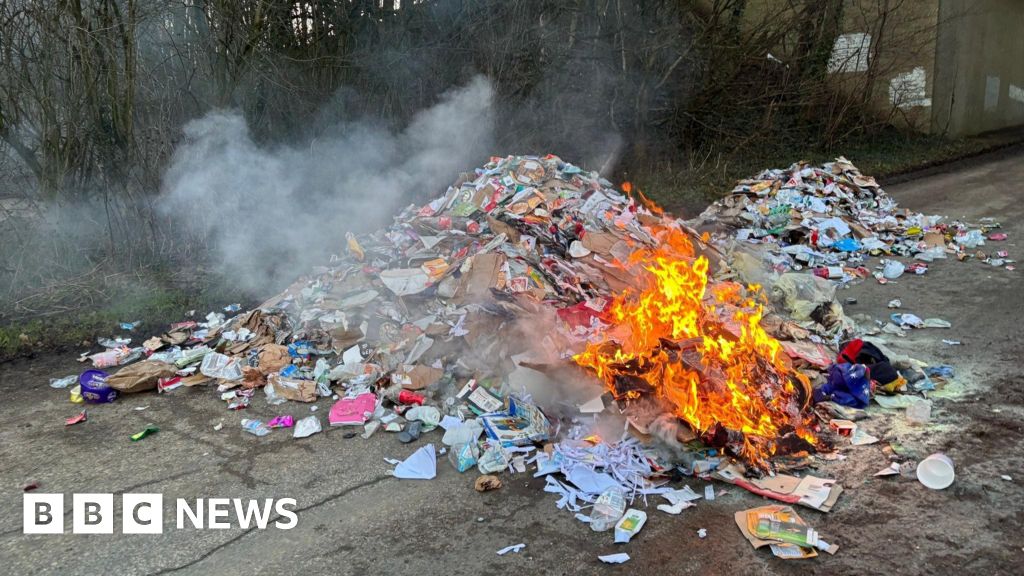 Recycling lorry dumps waste near Bridport after battery fire