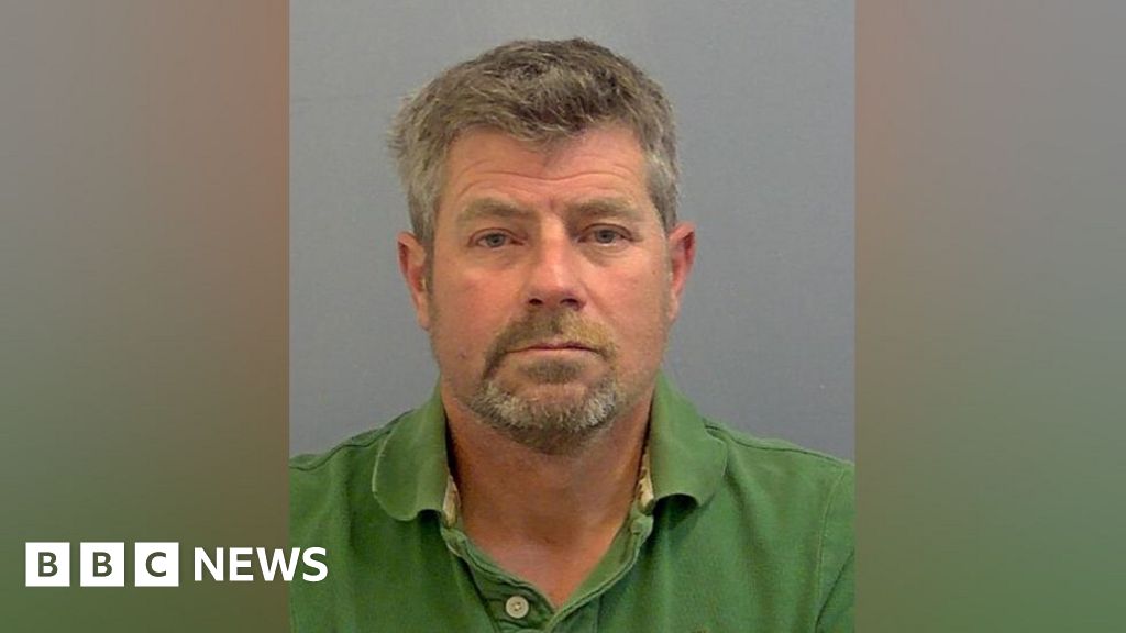 Flitwick builder who bought nine pints before fatal crash is jailed ...