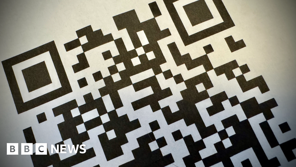 Devon hospital warns of QR parking scam - BBC News