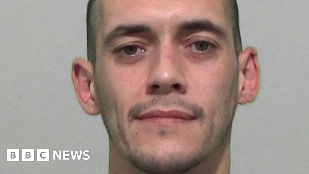 South Tyneside drugs gang jailed for ammonia attack murder - BBC News