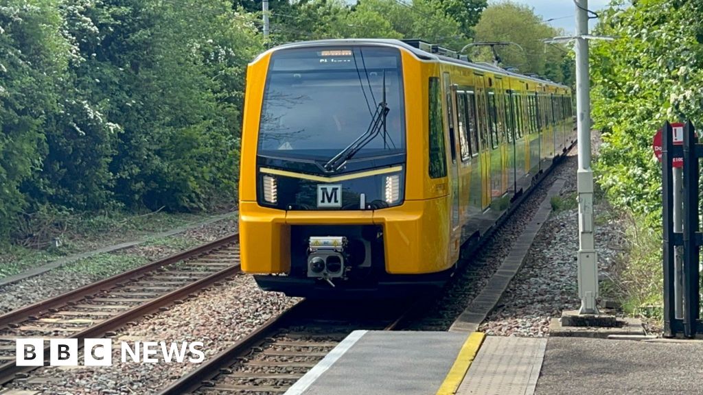 Daytime testing of new Metro 'significant step' - Nexus - BBC News