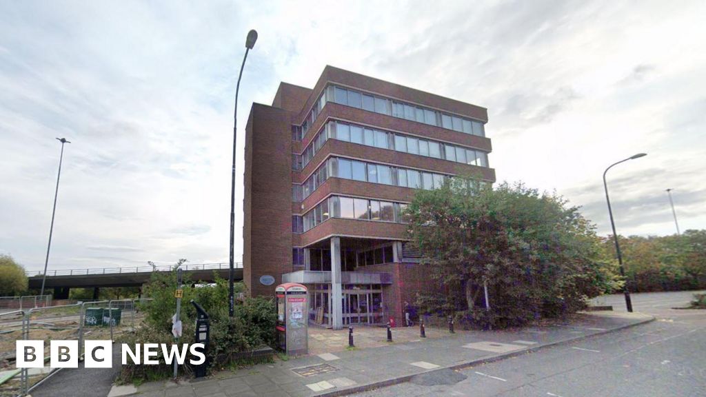 Gateshead office block to be demolished amid high street plans - BBC News