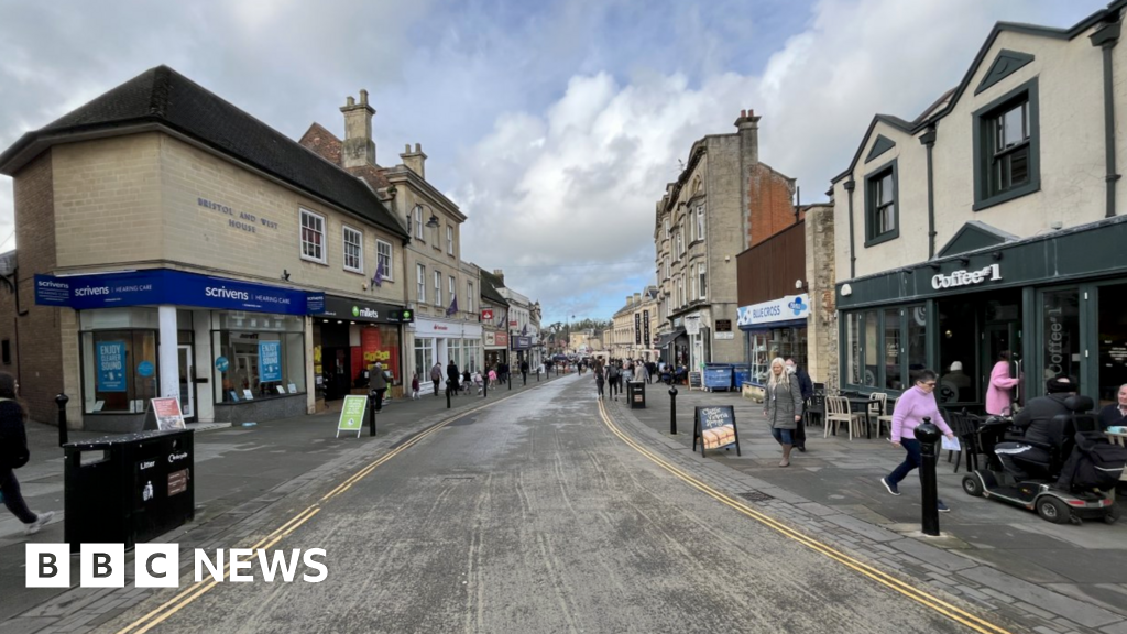 Wiltshire: Council builds new affordable homes in Chippenham