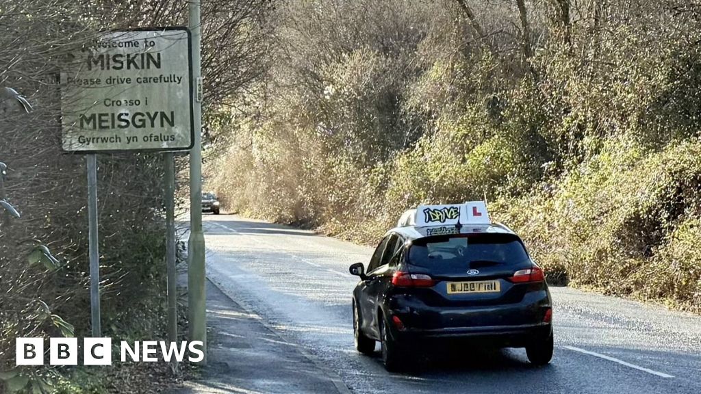 Learner drivers cause 'chaos' in Miskin for 'easier test' - BBC News