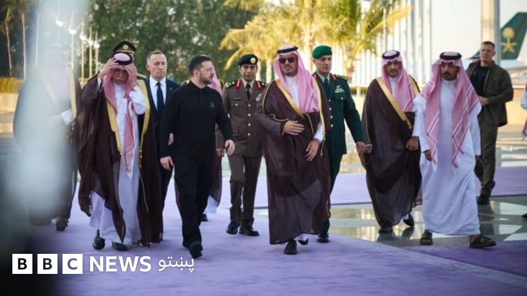 زېلینسکي سعودي عربستان ته رسېدلی، د اوکرایین د سولې خبرې کوم پړاو کې دي ...