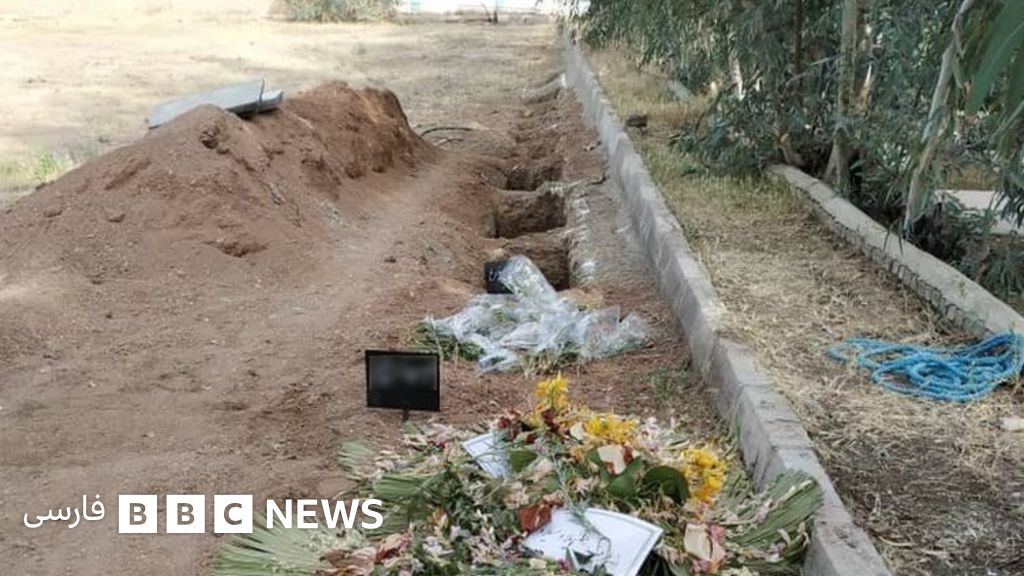 اعتراض خانوادههای اعدام شدگان دهه ۶۰ به خاکسپاری های تازه در خاوران