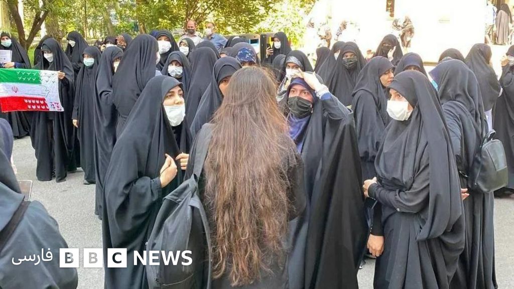ادامه سرکوب دانشجویان و اساتید منتقد؛ نماینده خامنهای دانشگاه اولین