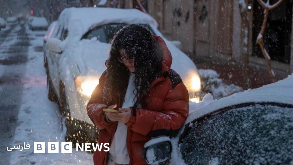 قطع اینترنت ایران برای چند دقیقه و ادامه اختلال گسترده - BBC News فارسی