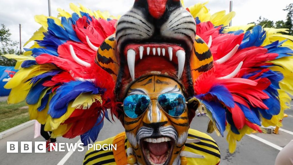 World Cup 2018: Pepper dem gang fans inside opening ceremony - BBC News ...