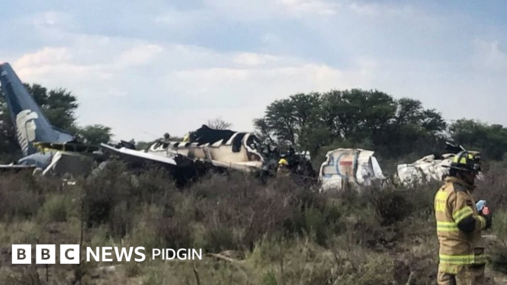 Mexico plane crash: How 103 passengers take survive - BBC News Pidgin
