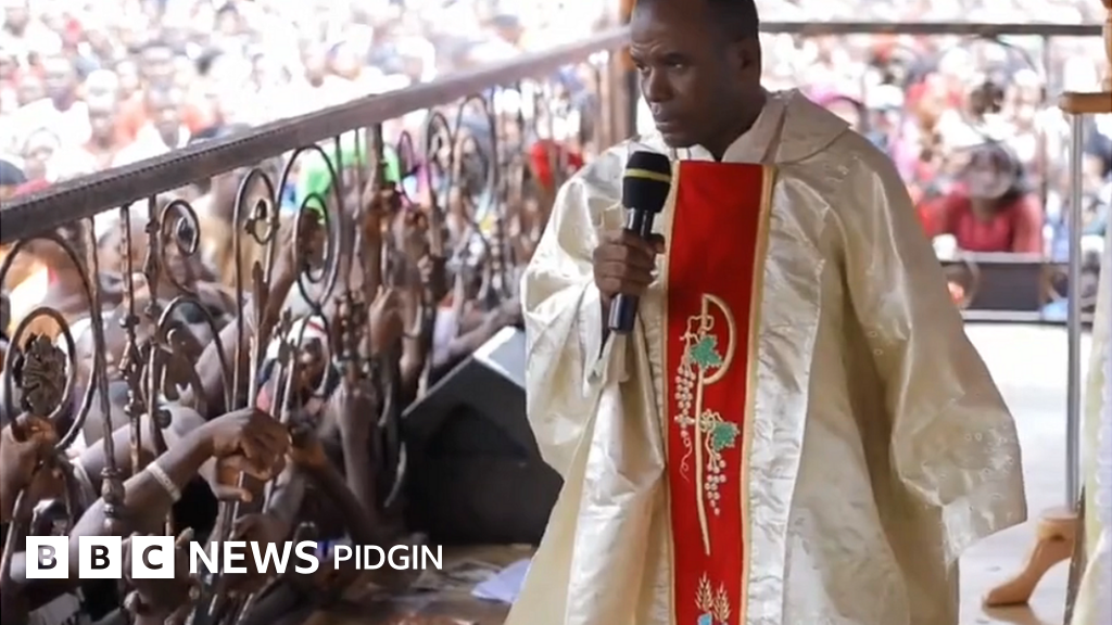 Mbaka apologises: Rev. Fr. Ejike Mbaka apologise to Catholic Church ...