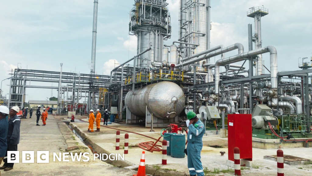 Port Harcourt refinery begin operations: Price of fuel go reduce as NNPC refinery start work ...