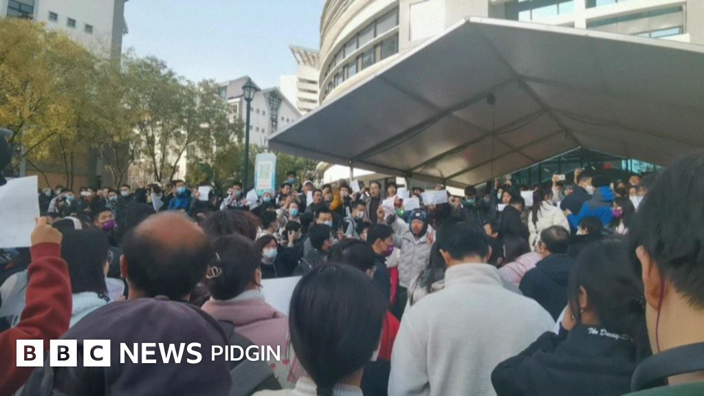 China protest: Why Protesters dey demand make President Xi Jinping step ...