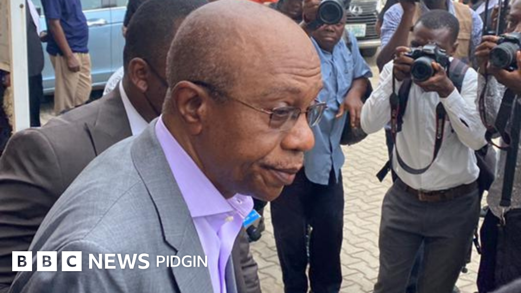 Godwin Emefiele: EFCC drag former CBN oga go dia custody afta im plead not guilty to abuse of ...