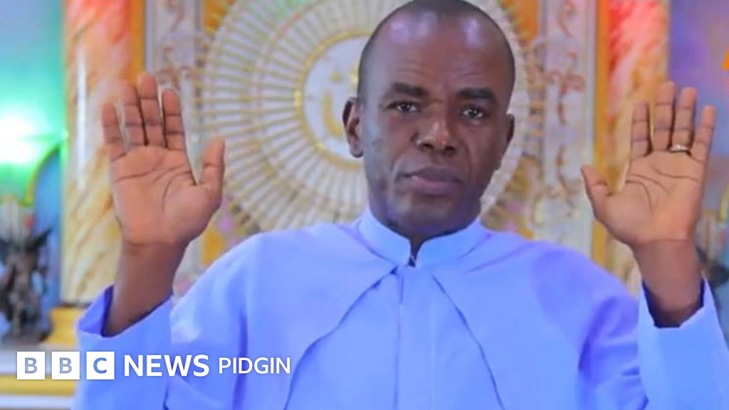 Father Mbaka: Priest tok sorry to Enugu Bishop afta Peter Obi ...