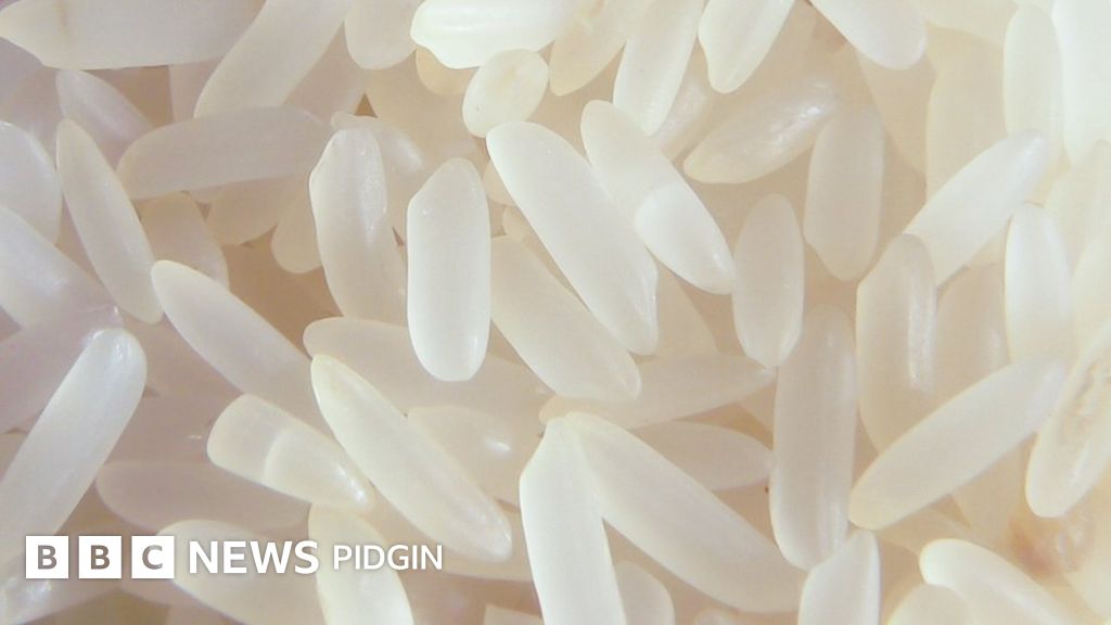 Plastic rice: Cameroon goment go shine eye for fake rice palava - BBC ...