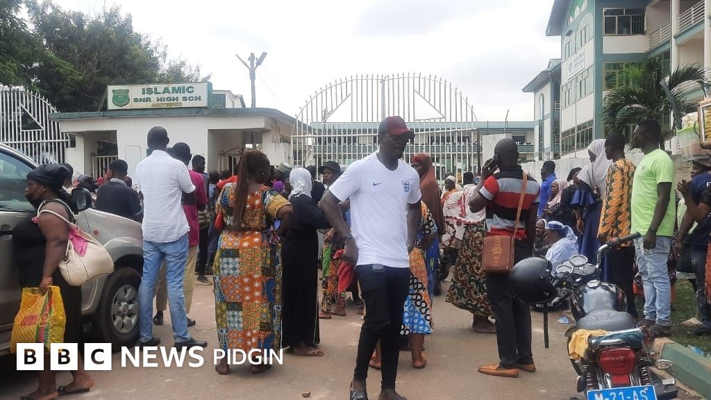 Islamic SHS shooting: Ghana police probe school children protest ...