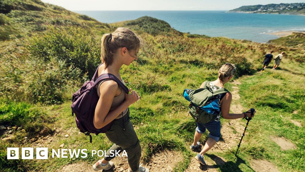 Zaledwie 7,000 kroków dziennie może zmniejszyć ryzyko chorób - BBC News Polska
