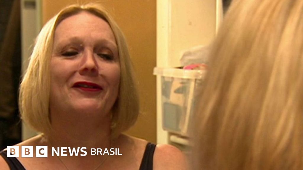 'Minha vida mudou com minhas próteses de nariz' - BBC News Brasil