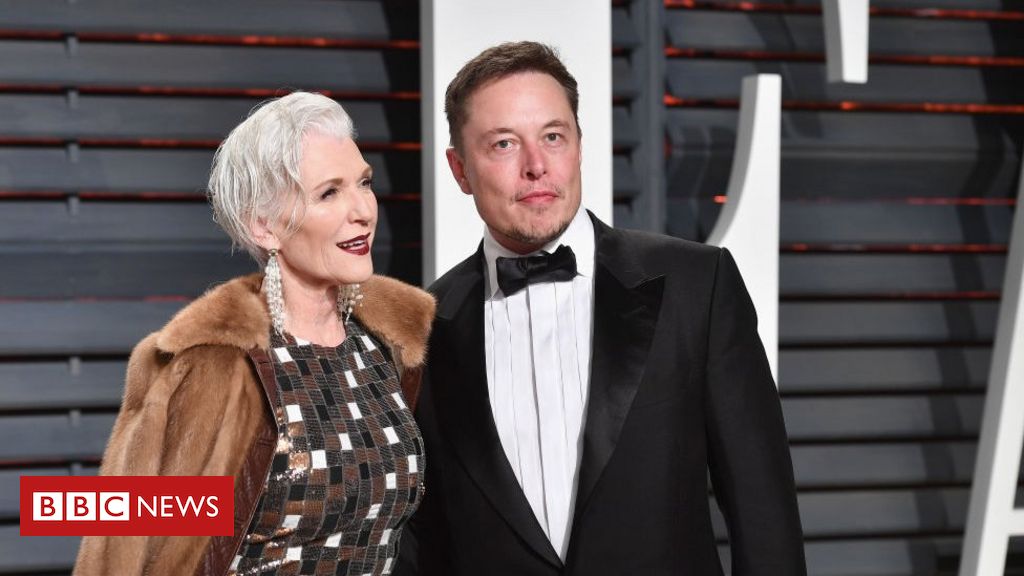 Mãe do bilionário Elon Musk faz sucesso como modelo nas passarelas aos ... Mãe do bilionário Elon Musk faz sucesso como modelo nas passarelas aos ...