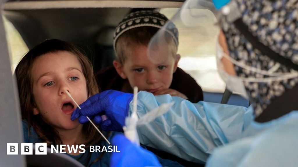 Covid: Israel impõe restrições para crianças com mais de 3 anos após ...