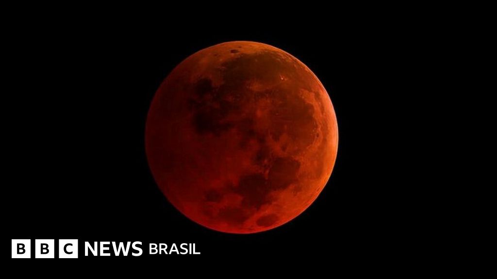 Nasa mostra ao vivo raro eclipse da 'superlua azul de sangue' - BBC News Brasil