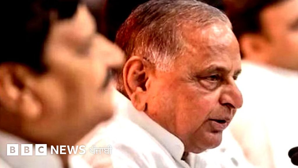 ਮੁਲਇਮ ਸਿੰਘ ਯਾਦਵ : ਭਲਵਾਨੀ ਤੋਂ ਸਿਆਸੀ ਰਿਕਾਰਡ ਤੱਕ ਦਾ ਸਫ਼ਰ - BBC News ਪੰਜਾਬੀ