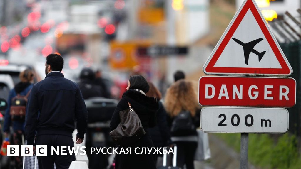 В аэропорту Парижа военные застрелили мужчину пытавшегося отнять у них
