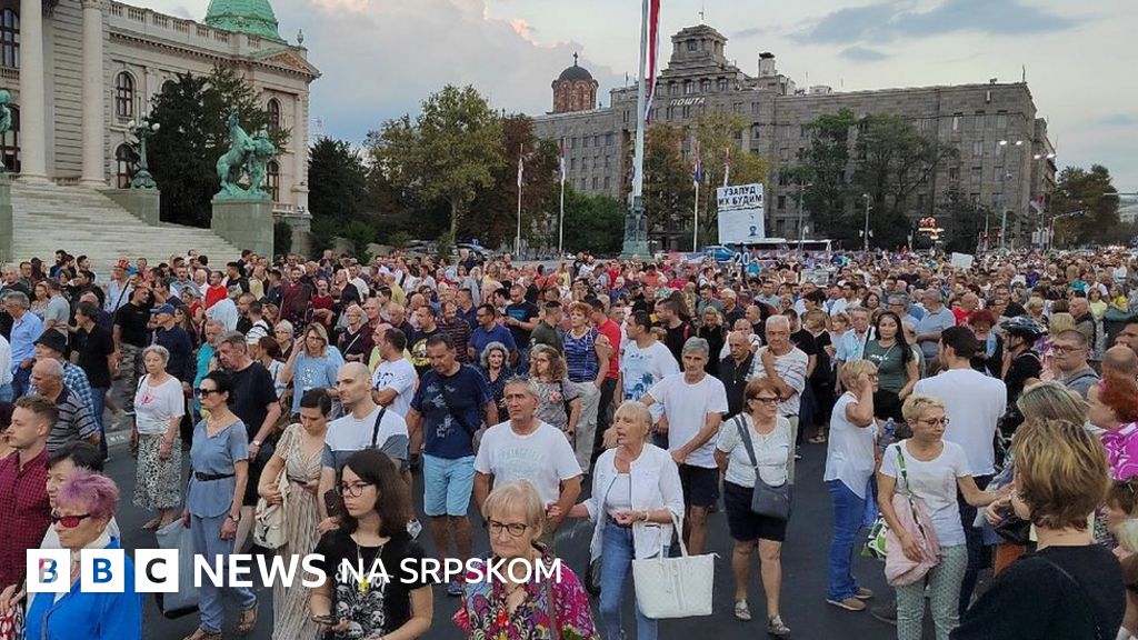 Srbija I Politika Opozicija Ponovo Na Ulicama Beograda Traže Izbore I