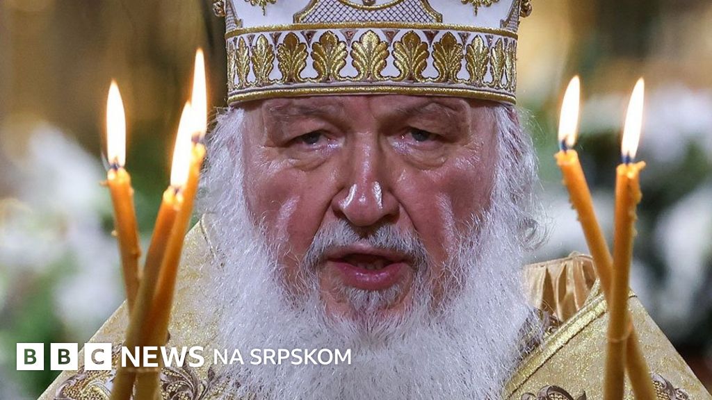 U fotografijama: Pravoslavni hrišćani proslavljaju Božić - BBC News na srpskom