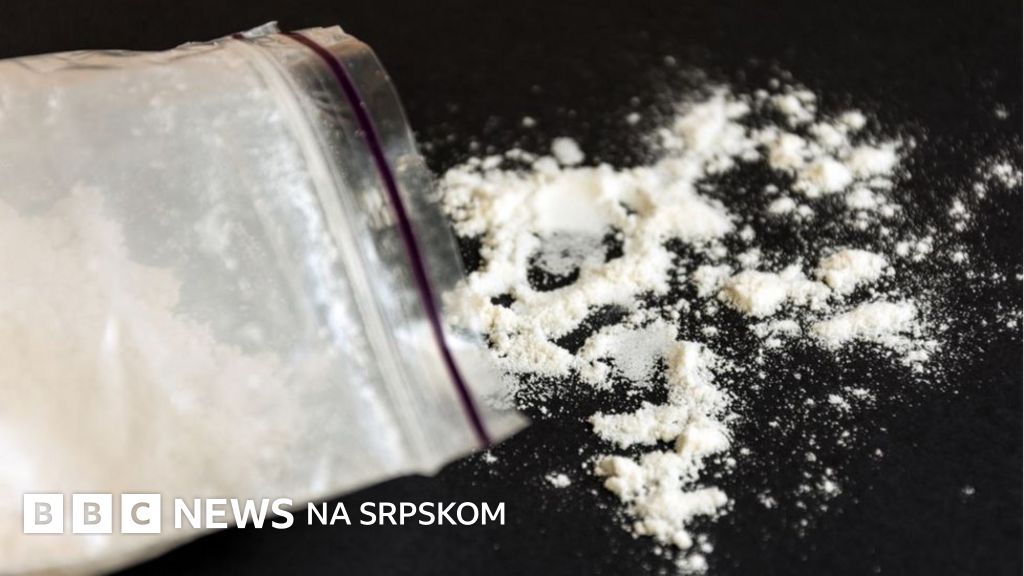 Kokain: Španija zaplenila podmornicu sa 2.000 kilograma kokaina - kažu ...