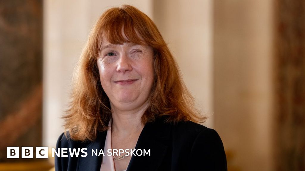 Prvi slepi britanski ambasador je žena: To što ne vidim mi pomaže da lakše uspostavljam odnos sa ...