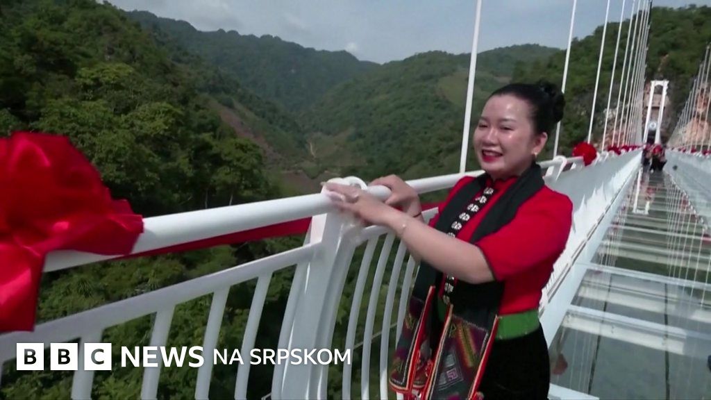 Vijetnam: Otvoren najduži stakleni most na svetu - BBC News na srpskom
