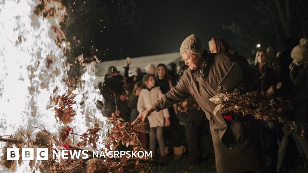 Srbija, Beograd, Božić: Badnje veče u crkvi Svetih Apostola Petra i ...