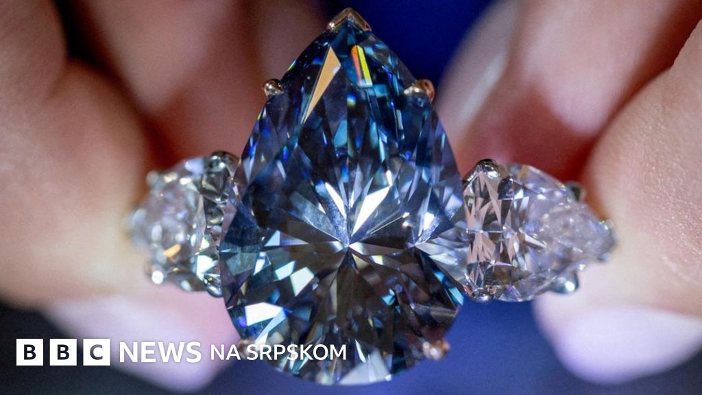 Nakit i aukcije: Redak primer plavog dijamanta prodat za više od 40 miliona dolara - BBC News na ...